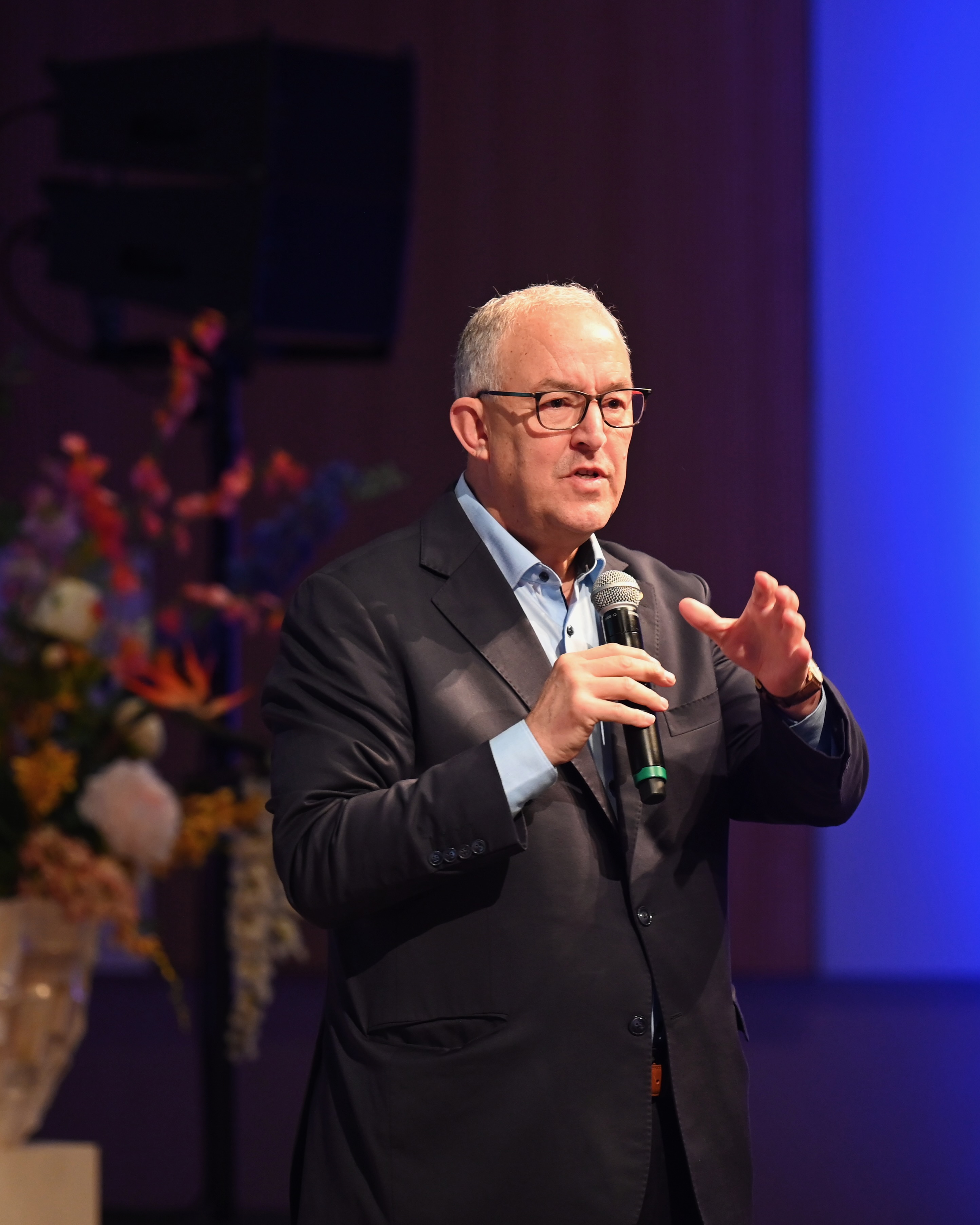 Van overleven naar floreren: “Het enige wat helpt, is een ander mens ...